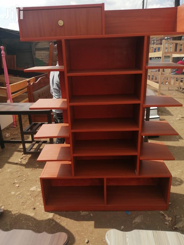 √ 10+ Desain Rak Sepatu Kayu Minimalis yang Cocok dan Simpel